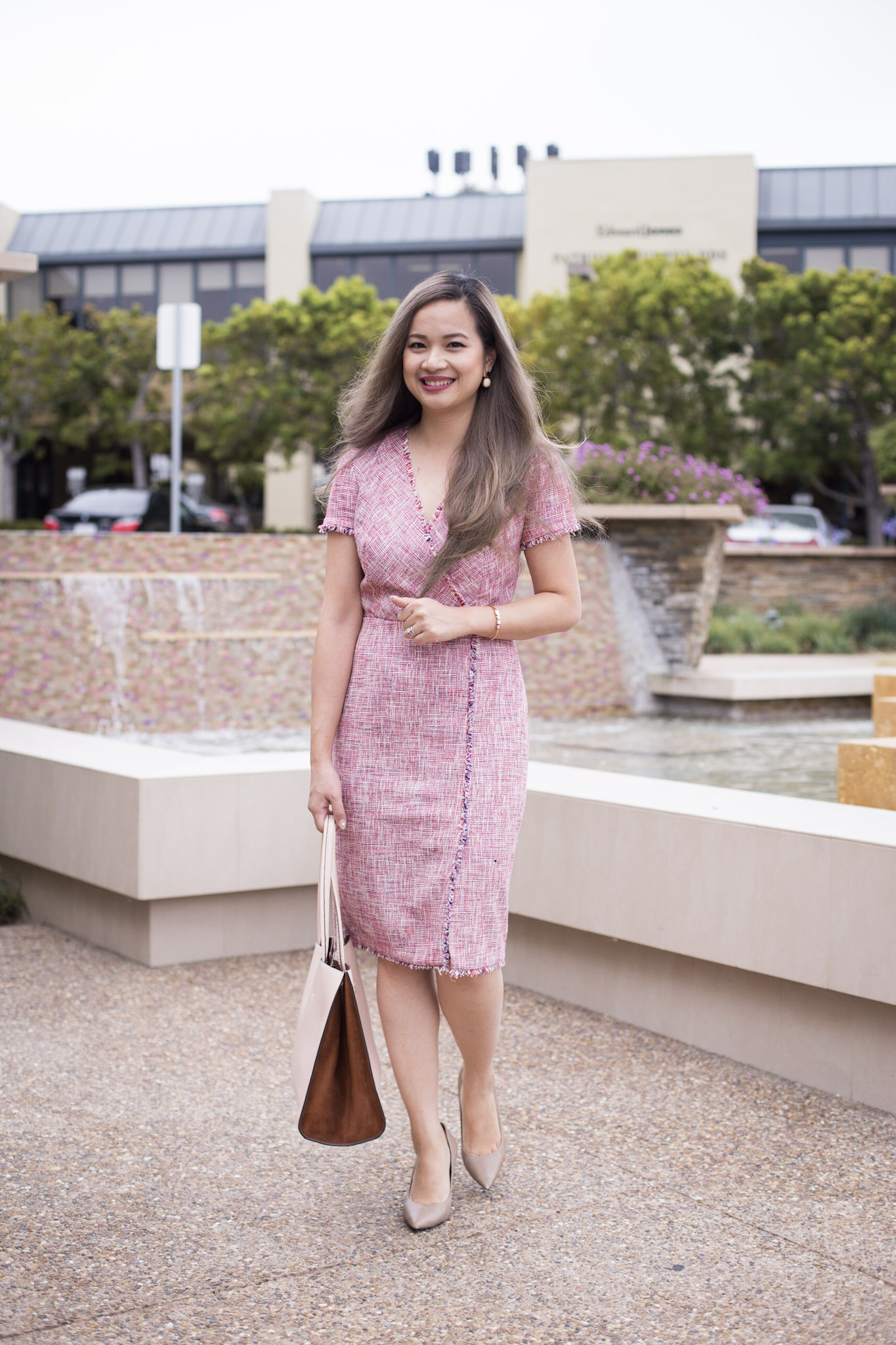 What to Wear To A Job Interview & 6 Outfit Colors to Consider - Cubicle ...